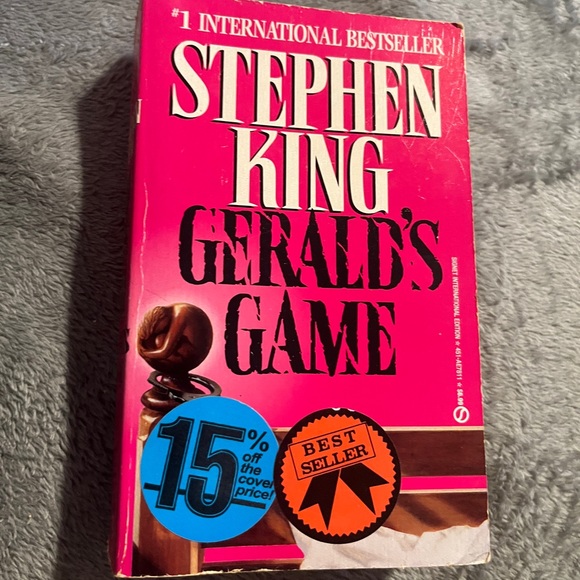 Stephen King | Accents | 328 Stephen King Geralds Game Copyright 992 ...